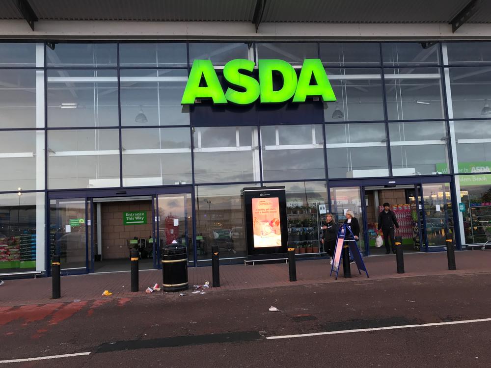 Senior Asda staff set to quit following Walmart shareholder payout - UK ...